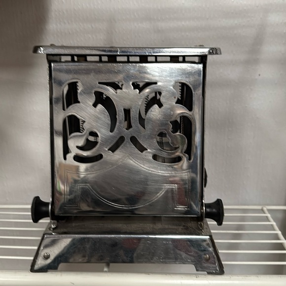 Accents | Vintage 2 Door Flip Open Toaster | Poshmark